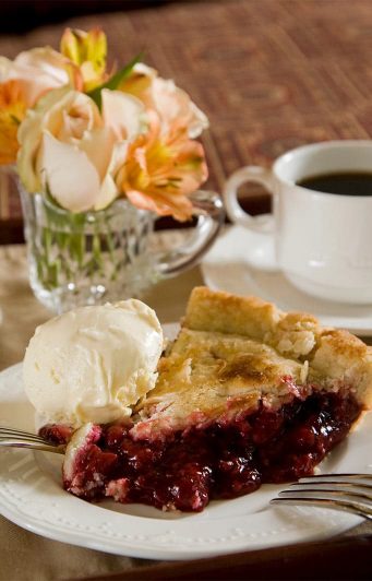 #1 Rated of Hotels in Rockland Maine Berry Manor Inn